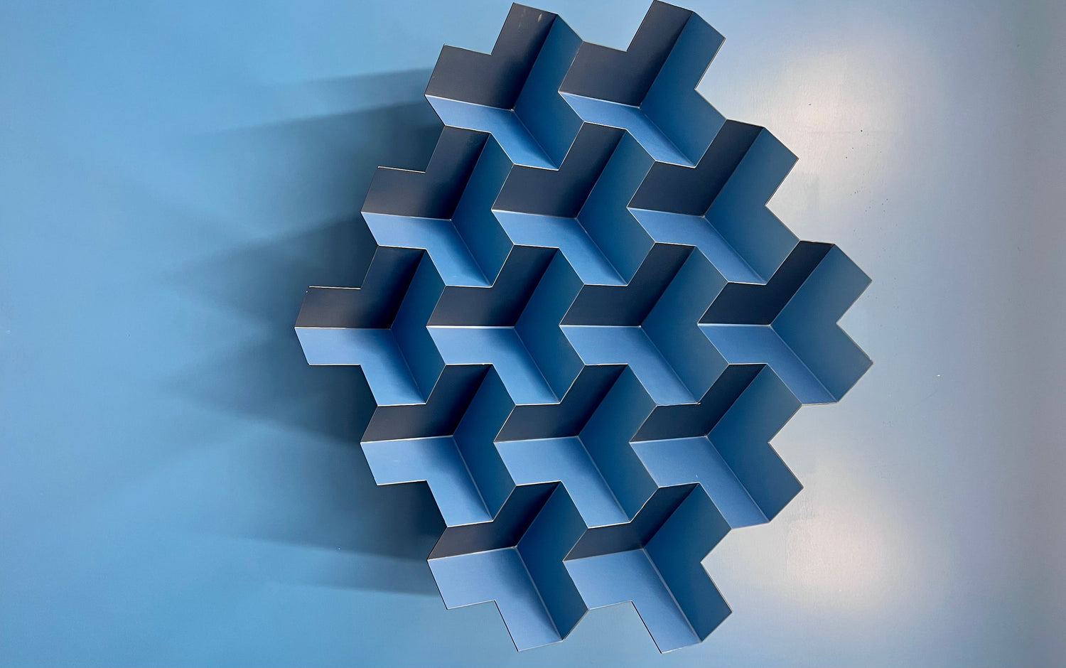 Optical illusions and abstract art: visiting Museum of Optical Illusio ...